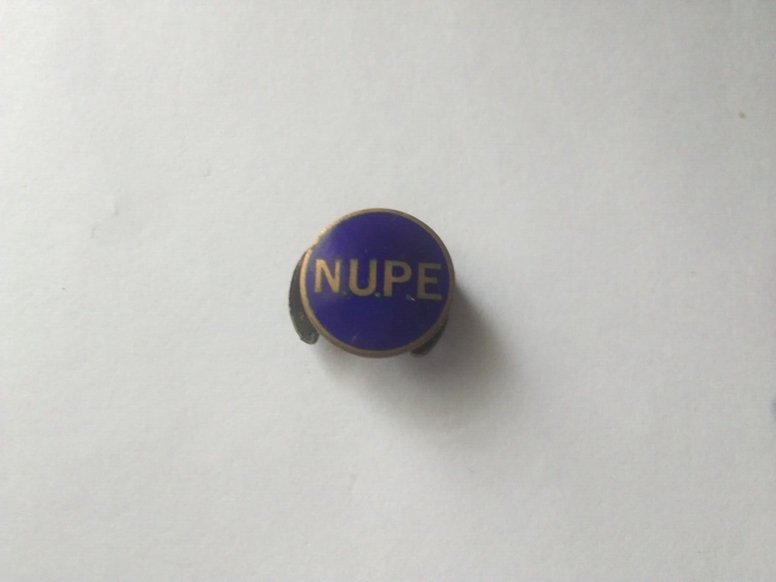 OLD NATIONAL UNION OF PUBLIC EMPLOYEES TRADE UNION BADGE | eBay