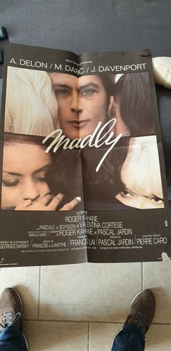 AFFICHE DU FILM MADLY ALAIN DELON MIREILLE DARC 53 PAR 39 CINEMA | eBay