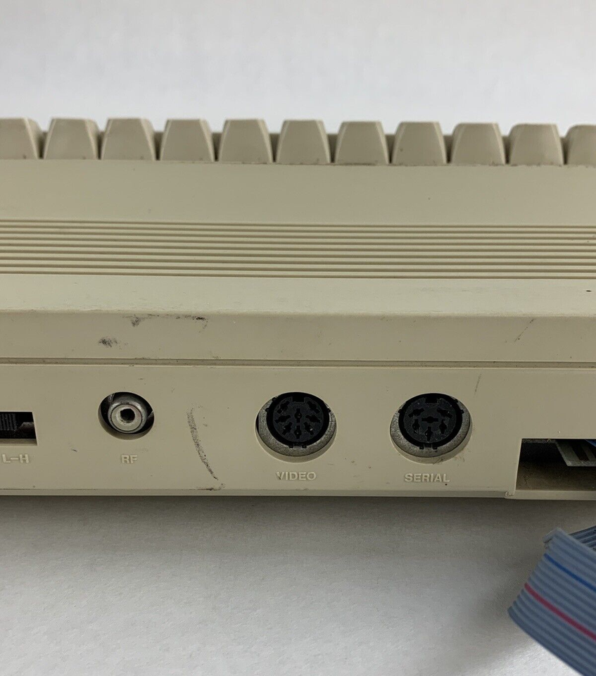 Commodore 64 64C Computer System Boots w/PSU, NKP Deluxe Keypad, and ...
