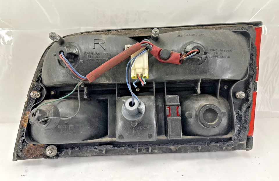 1984-1989 Nissan 300ZX Z31 RT Right Passenger Side Tail Light OEM | eBay
