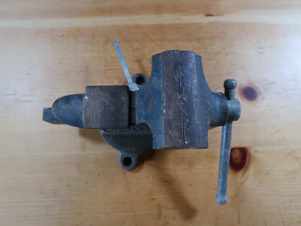 VINTAGE DUNLAP SWIVEL ANVIL BENCH VISE CAST IRON VICE,3-1/2”JAW MADE IN ...