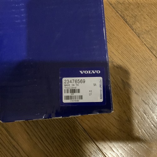 Volvo Engine Oil Filter 21687472 21913334 23273538 8421300 23476569 ...