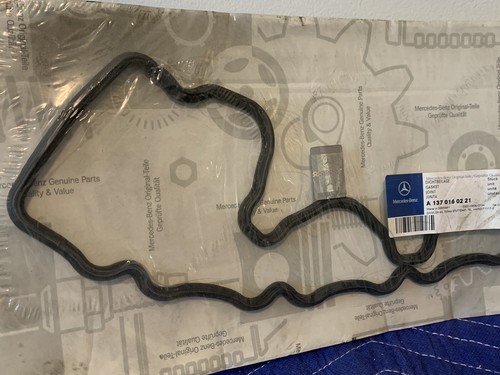 NOS Genuine Mercedes Benz Engine Valve Cover Gasket 1370160221 / 137 ...