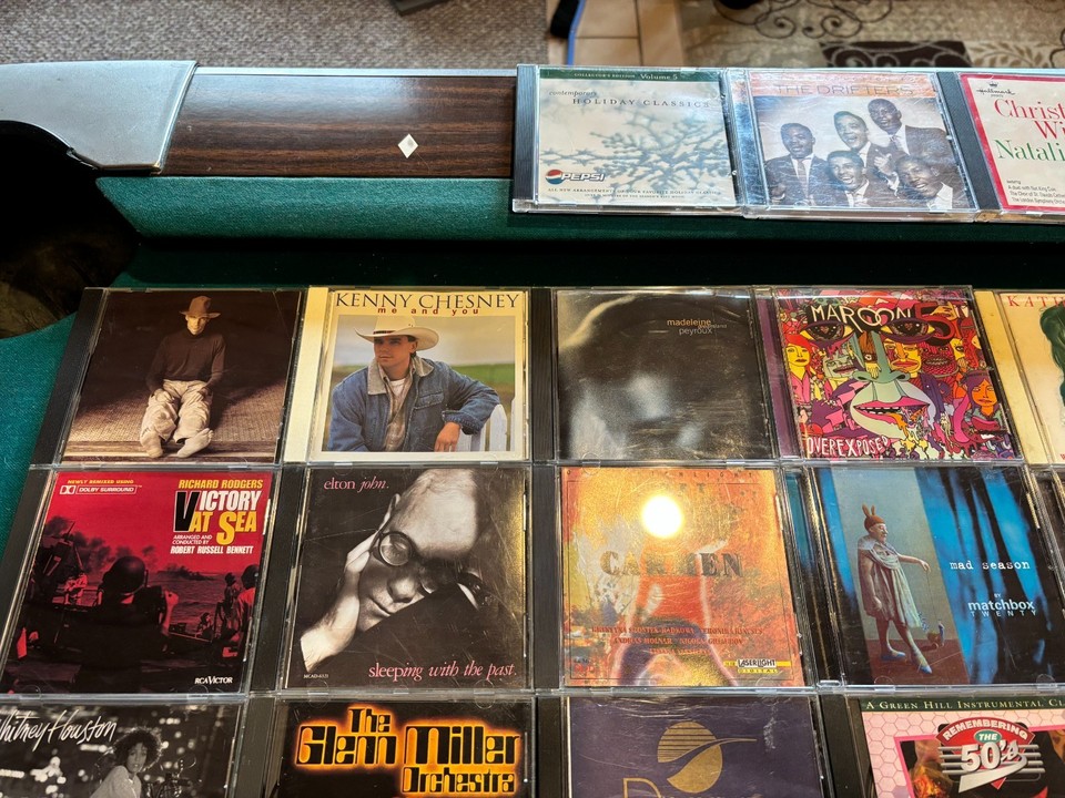 Lot of 100 Assorted Bulk CD's Vintage Music Compact Discs Country Rock ...
