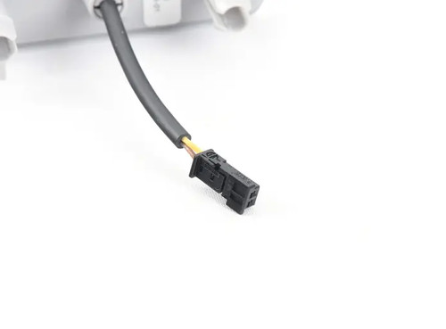 BMW M3 F80 FRONT SPORT SEAT BACKREST EMBLEM TRIM SILBER 52109503045 NO ...