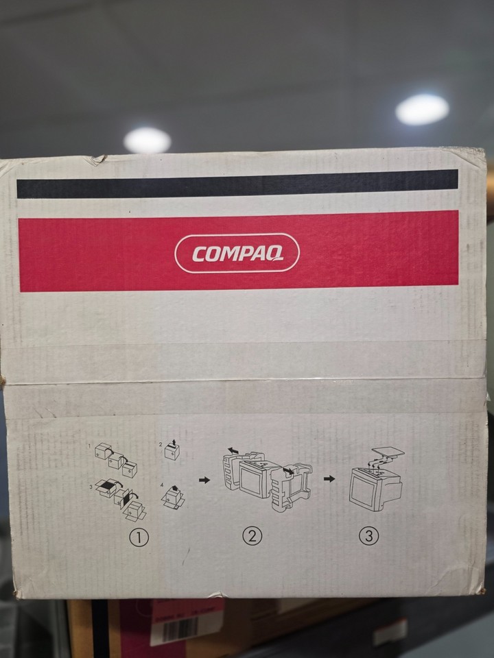 VINTAGE COMPAQ FS7600 FLAT SCREEN CRT MONITOR NEW NEVER USED FACTORY ...
