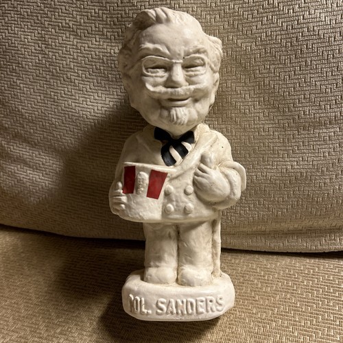 1977 KFC Colonel Sanders figure Toy bank restaurant Kentucky Fried ...