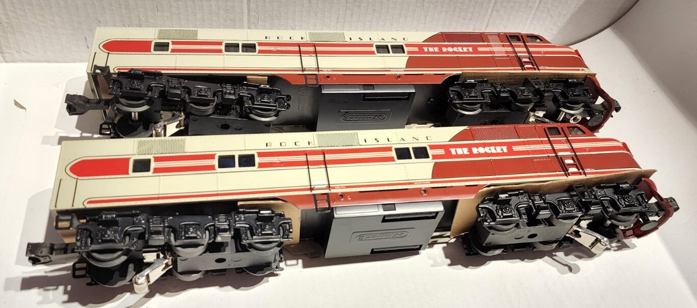 Williams O Scale E-7 AA Locomotive Set Rock Island #633 #635 Powered ...