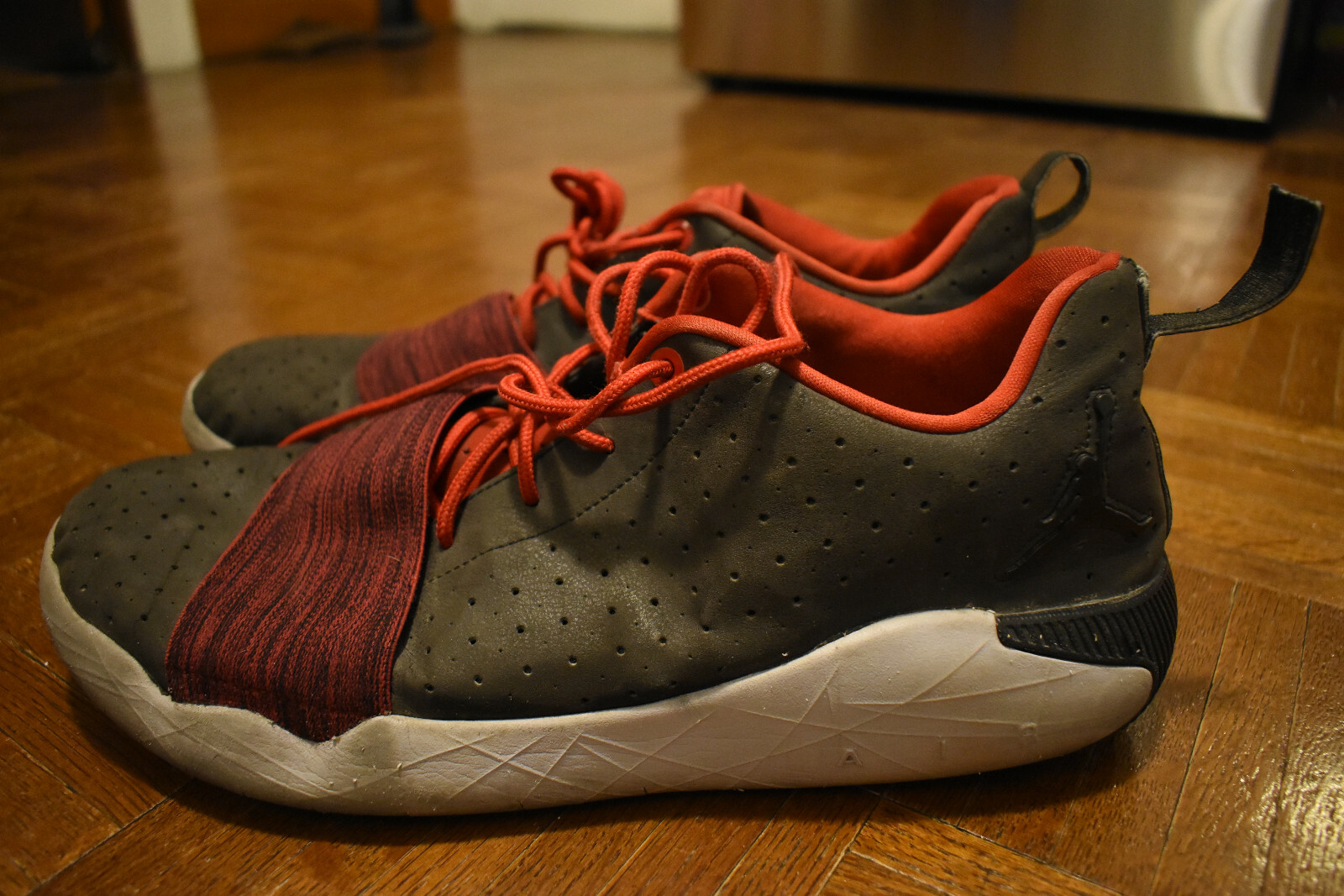 Nike Air Jordan 23 Breakout Men's Shoes Grey Wolf Red… - Gem