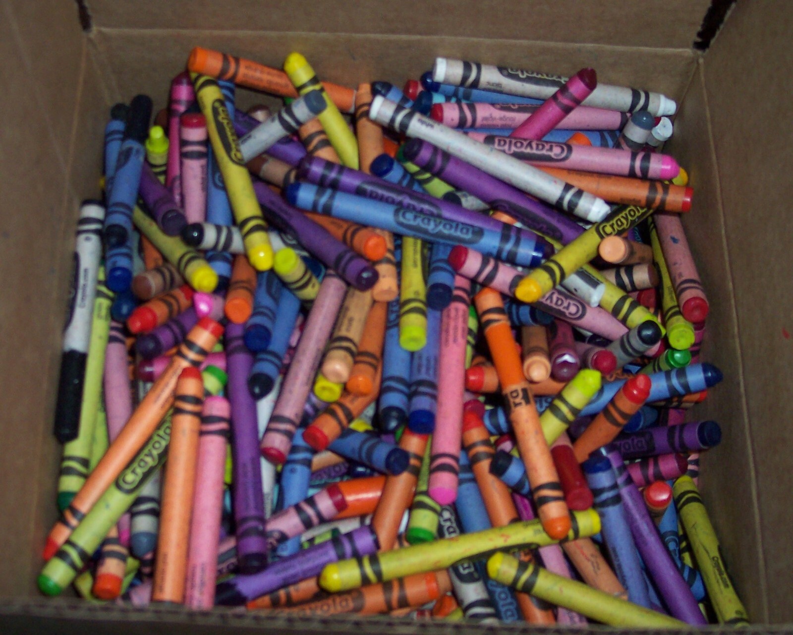 Bulk lot of 11+ pounds of Crayola Mixed Crayons for Crafts GUC | eBay