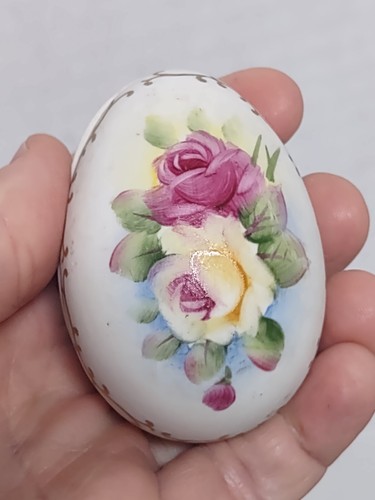 LEFTON CHINA HAND PAINTED PORCELAIN EGG Trinket Dish Pink and yellow ...