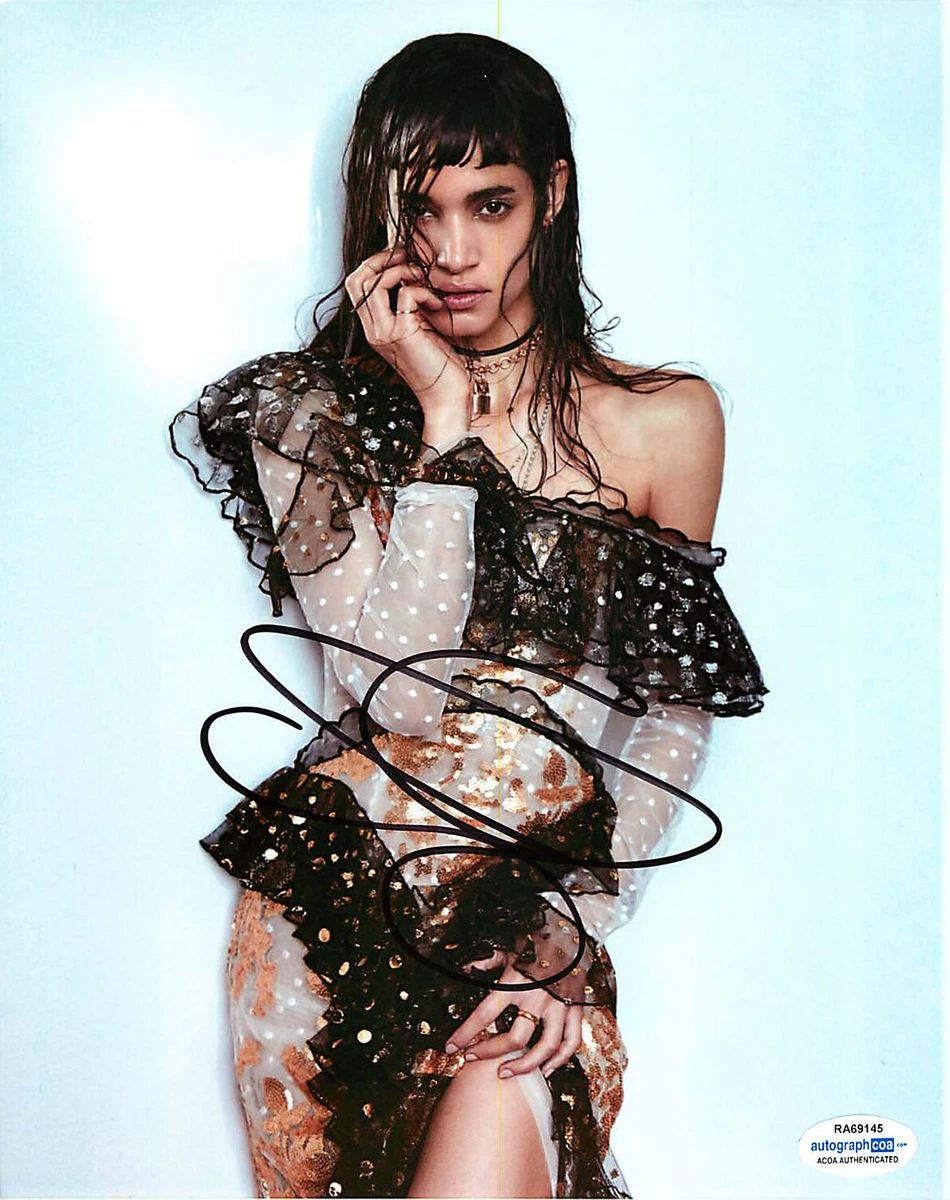 Sofia Boutella Body