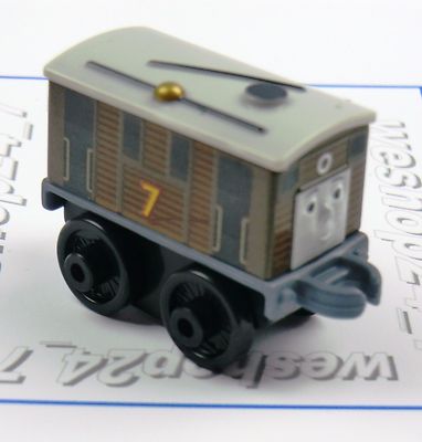 THOMAS & FRIENDS Minis Train Engine 2015 CLASSIC Toby #67 New ...