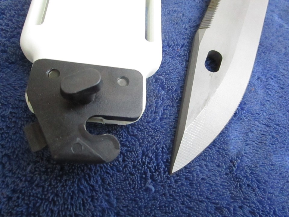 VERY RARE ORIGINAL US MILITARY M11 LAN-CAY BAYONET STYLE EOD KNIFE AND ...