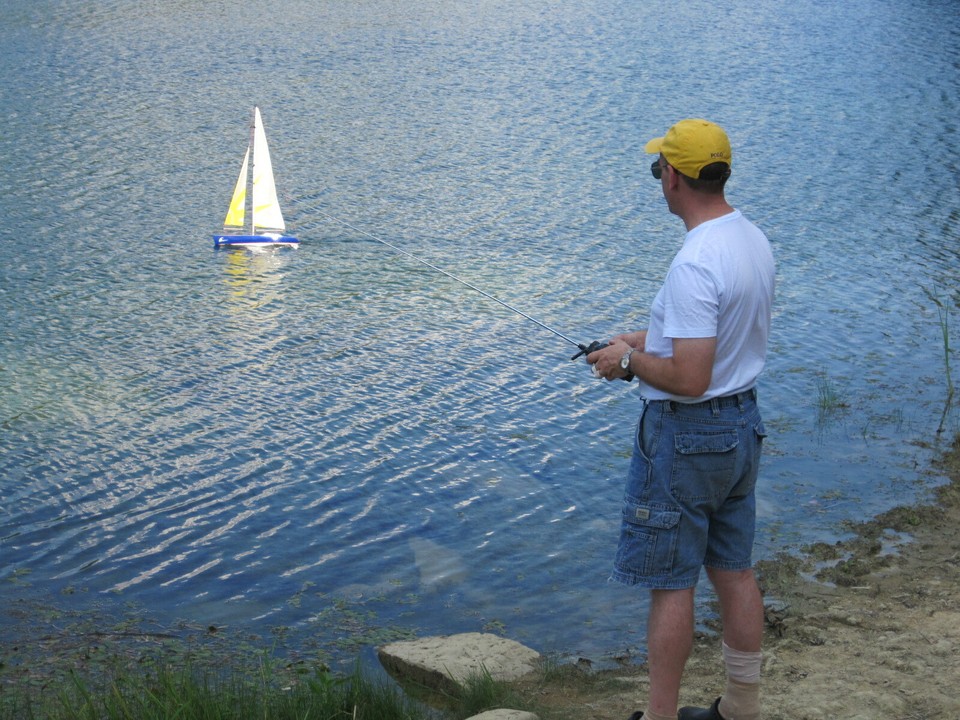 LINE THREAD ONLY 1.1mm RC SAILBOAT Model radio control 1 meter Red Blue ...