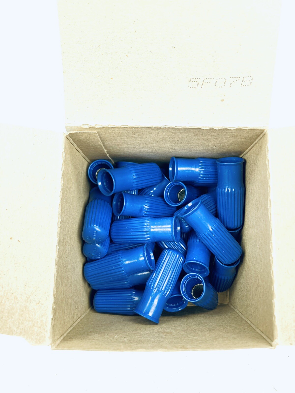 LOT OF 36 NEW 3M SCOTCHLOK 054007-20066 ELECTRICAL SPRING CONNECTORS | eBay