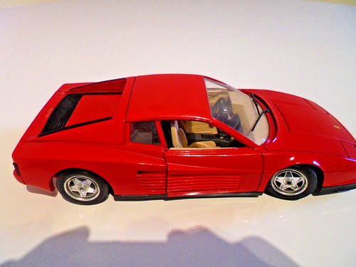 Ferrari Testarossa 1984 1/18 red excellent condition | eBay UK