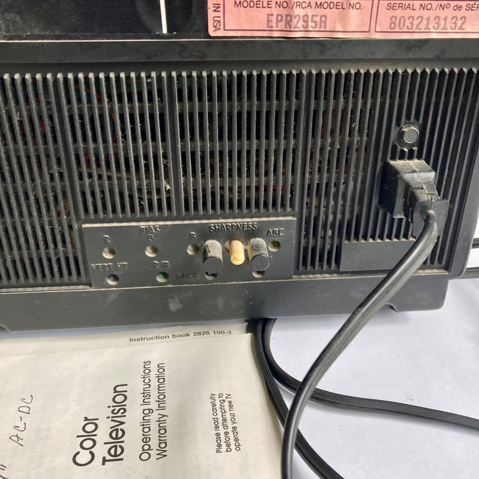 Vintage 1980s RCA XL100 Color Television 9" Portable AC/DC TV | eBay