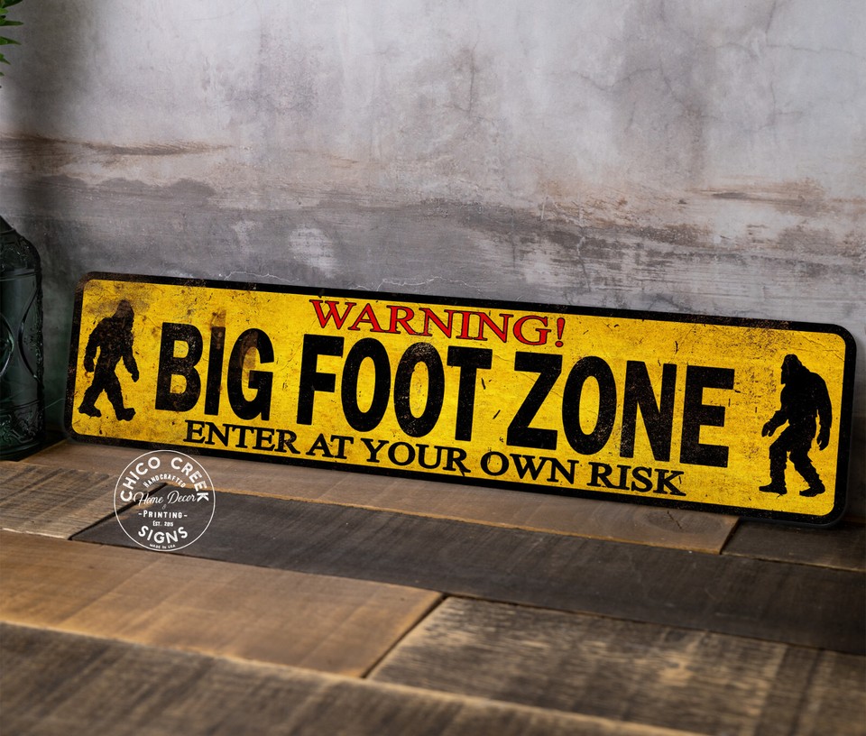 Warning Bigfoot Zone Sign Bigfoot Yeti Skunk Ape Grassman Decor ...