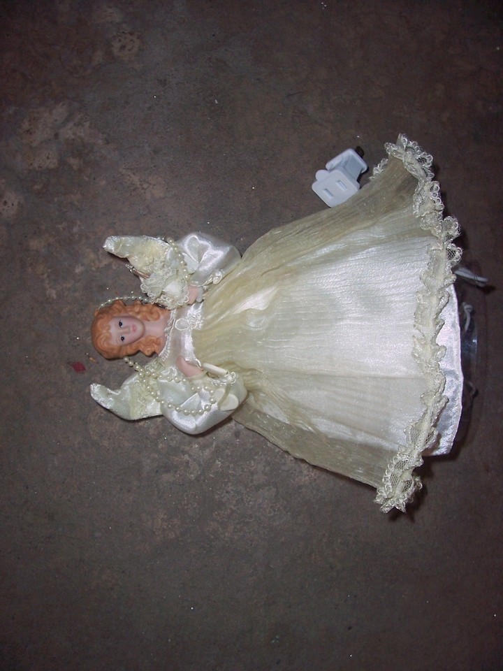 Porcelain Angel Tree Topper Approx 8 Inches Good Condition clear lights ...
