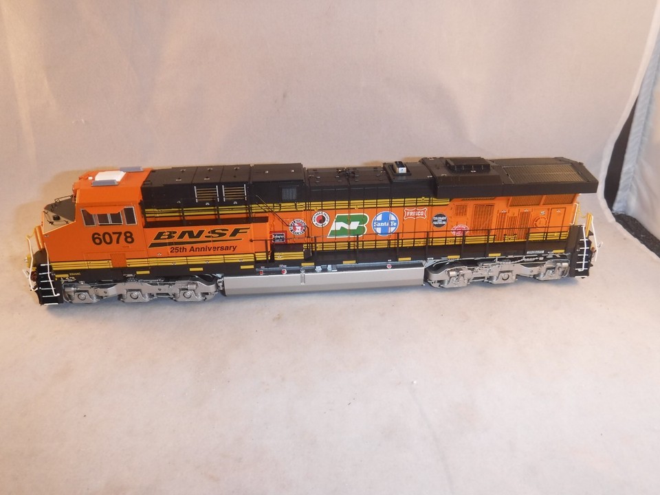 Scale Trains HO BNSF GE ES44AC 25 Yr Anniv #6078 DCC-ESU Lok Sound | eBay