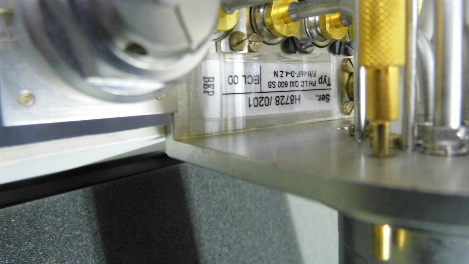 BRUKER PH LC DXI 600 SB F/H-H/F-D-4 Z N 600MHz 4mm LC Z-GRAD NMR PROBE ...