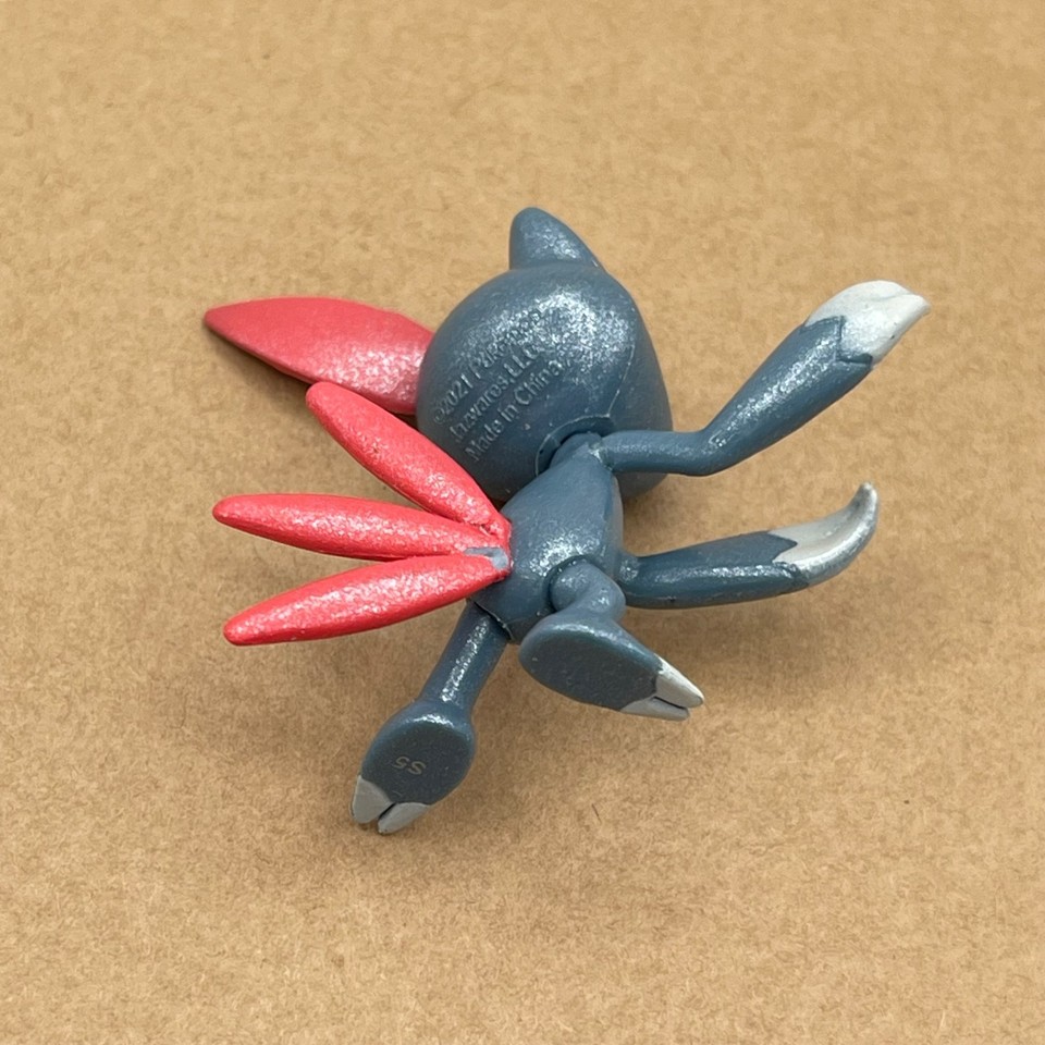 Official WCT Pokémon Sneasel Figure – Combined Postage #A | eBay