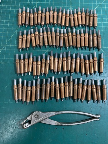 Wedgelock Cleco Fastener Lot Of 80 + Pliers For Sheet Metal Fabrication ...