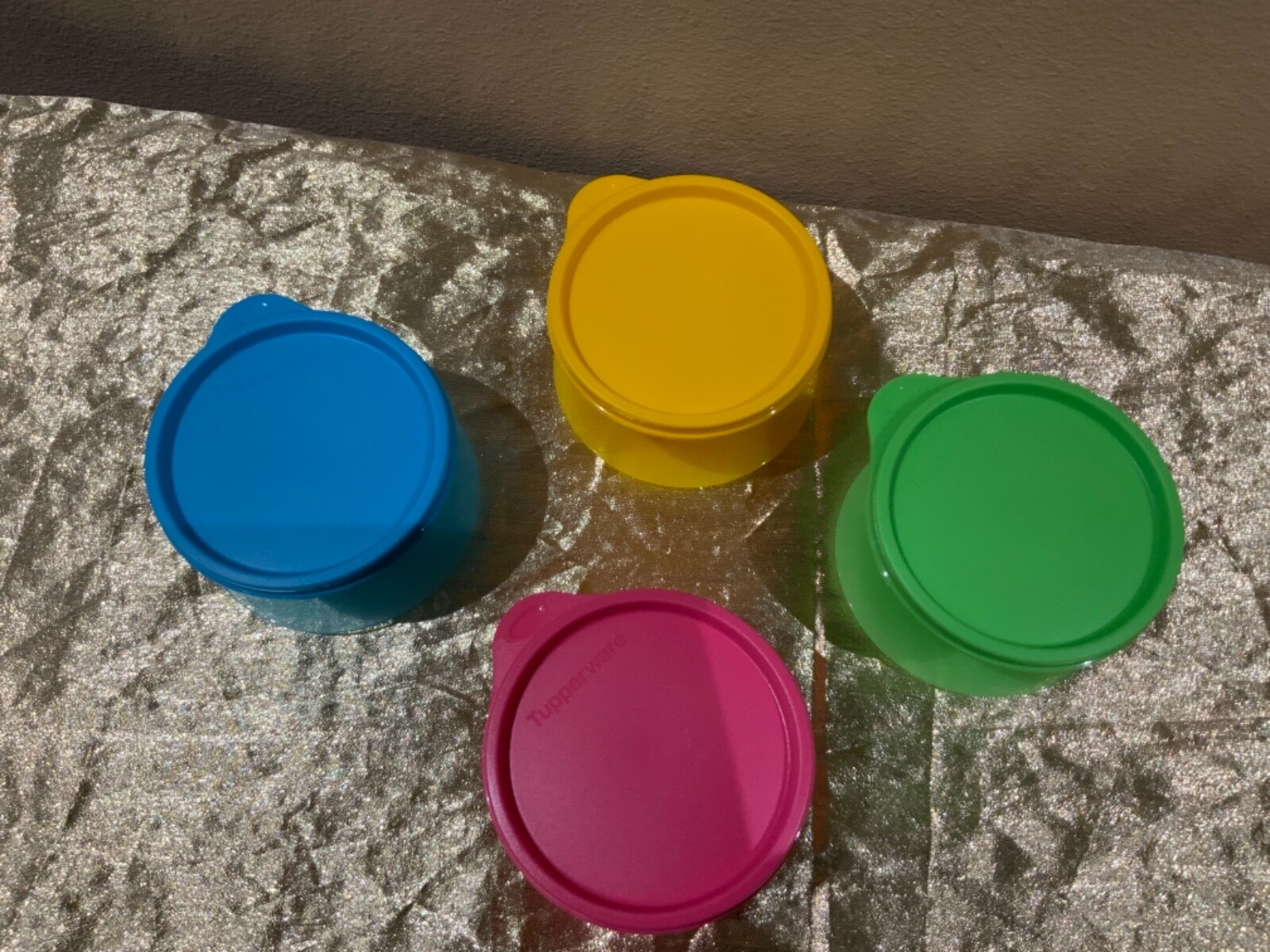 New Tupperware Beautiful UNIQUE Set of 4 Vintage Colors Dessert Dishes ...