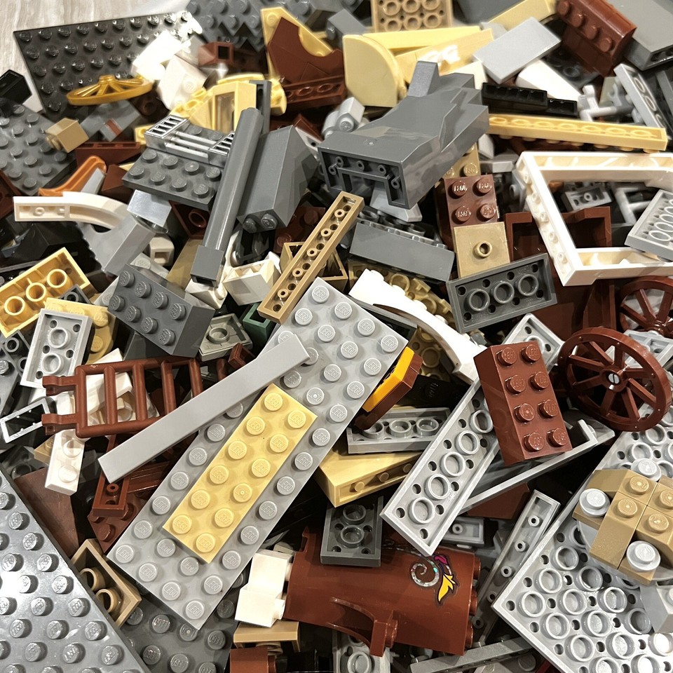 50 Pcs LEGO ~ CASTLE Bricks FANTASY Knight Blocks Parts Bulk Lotr Lot ...