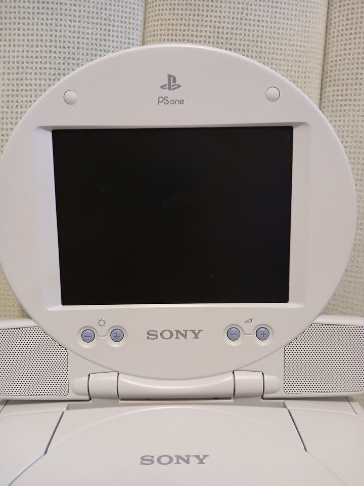 Sony PSOne Ps1 with LCD screen Console 16 games and controllers ...