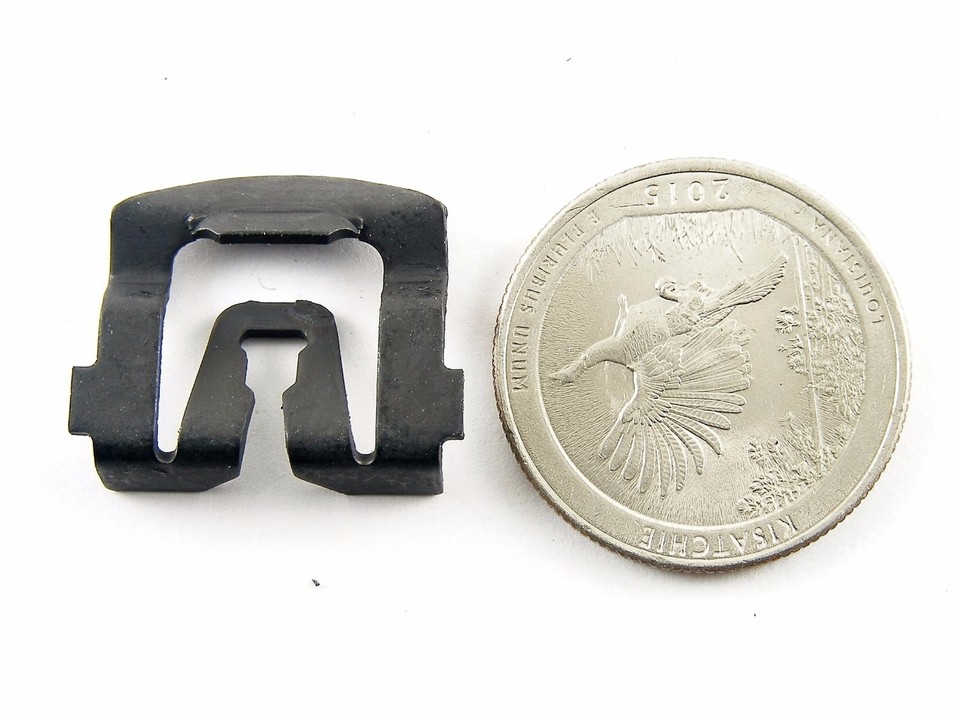 FORD F100 F150 F250 F350 Windshield Trim Molding Clips- 20 clips- #026 ...