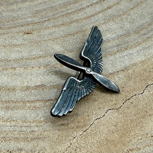 World War II Propellor Wings pin marked WB, World War II Pin ...