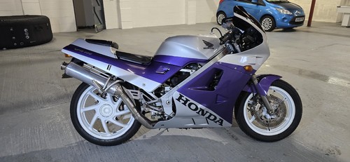 HONDA VFR 400..NC24 BEAUTIFUL RARE BIKE LOW MILES | eBay UK