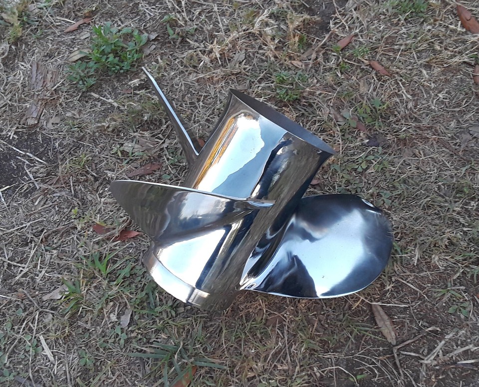 Johnson Evinrude 13 1/2 x 17p Stainless Steel *BALLISTIC* Propeller RH ...