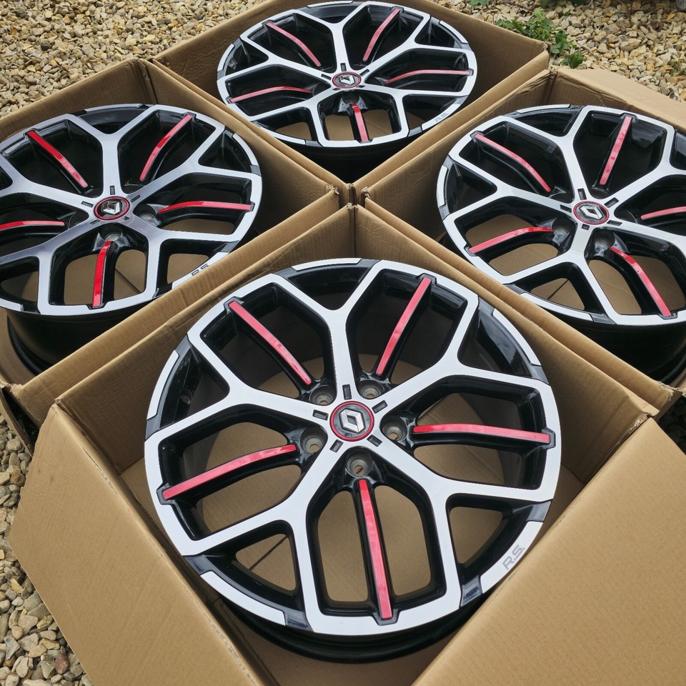 Genuine Renault Sport Megane IV RS 300 Trophy 19” Alloy Wheels ...