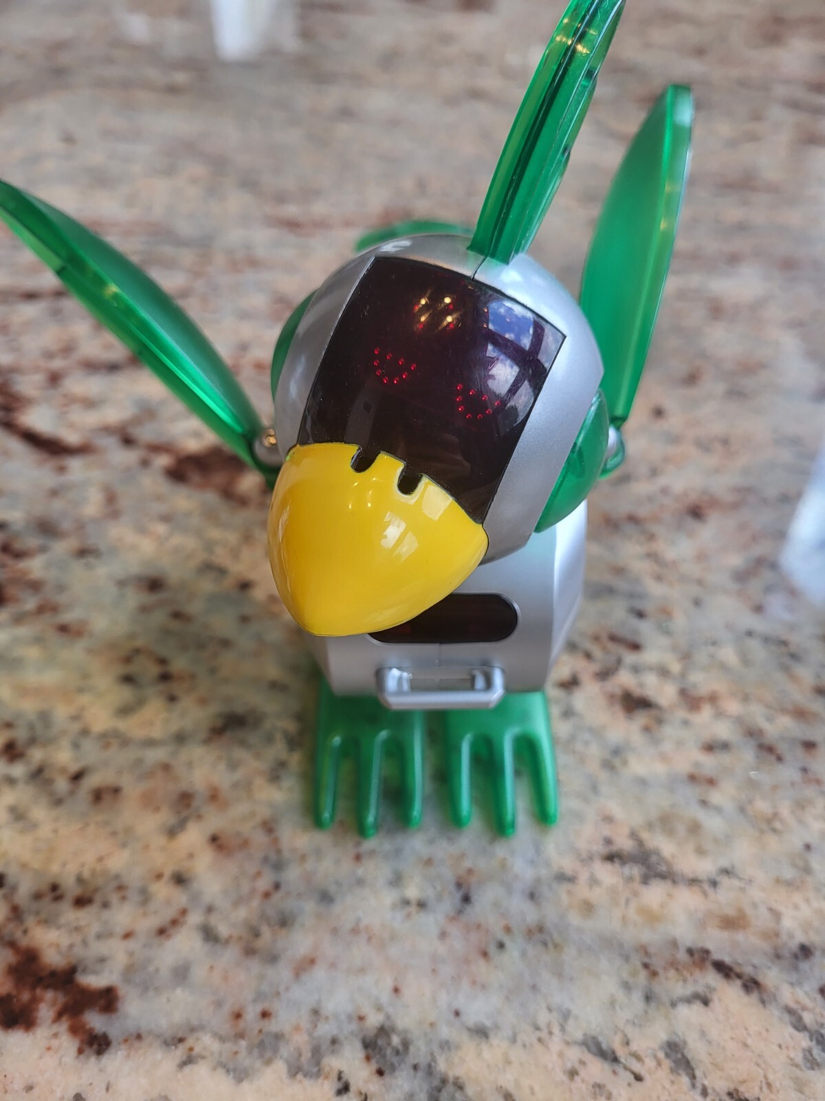 Chirpy-chi Interactive Pet Bird Hasbro Tiger Electronics Works Robot ...