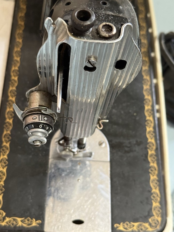 Vintage Singer Model 15 Straight Stick Sewing Machine | eBay
