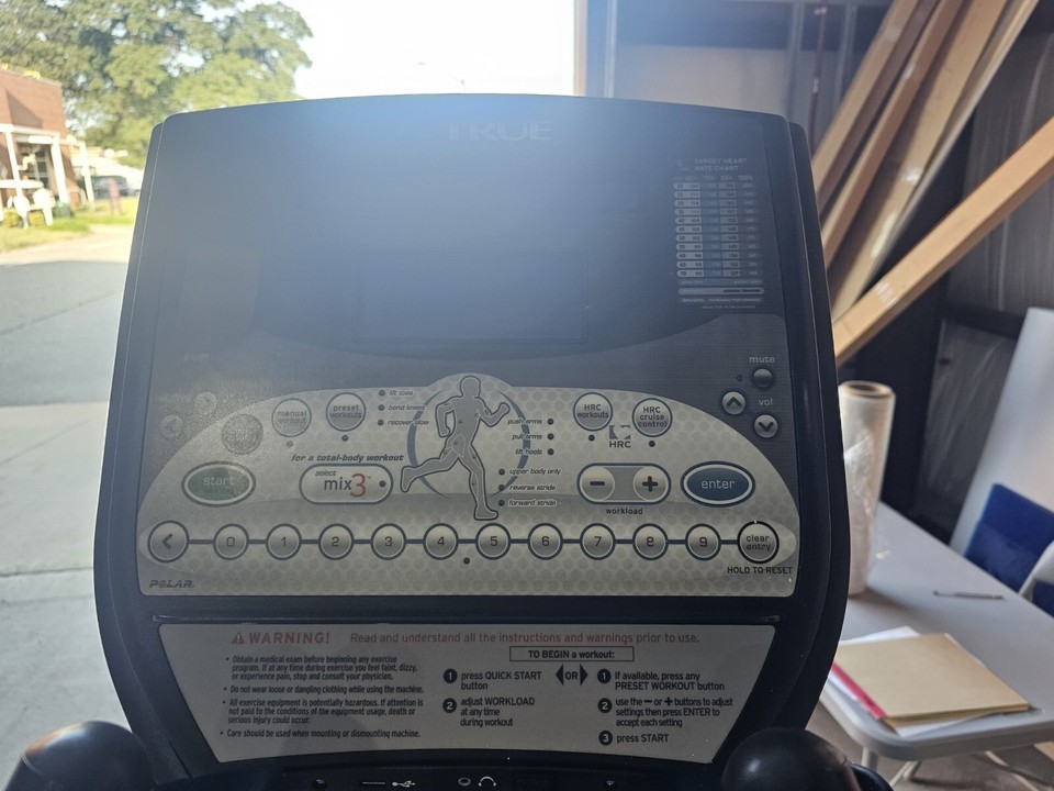True Fitness Elliptical CS800, Local Pick Up Only! | eBay