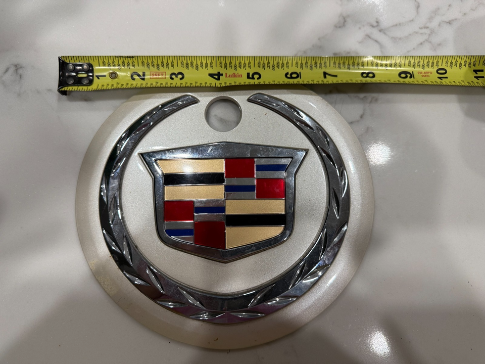 2002-2006 CADILLAC ESCALADE REAR HATCH BADGE/EMBLEM White Diamond ...