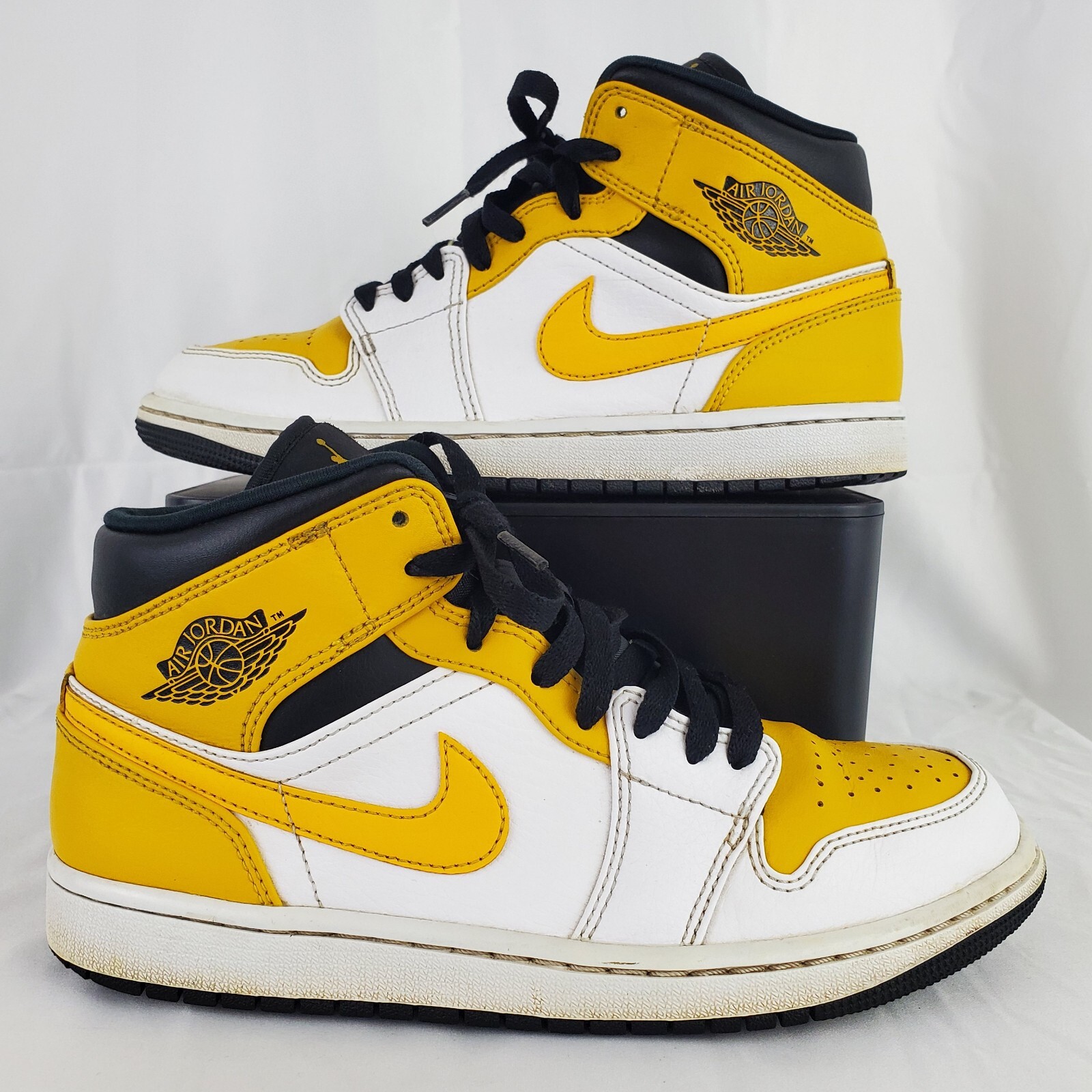 2020 Air Jordan Retro 1 Mid University Gold Sneakers … - Gem