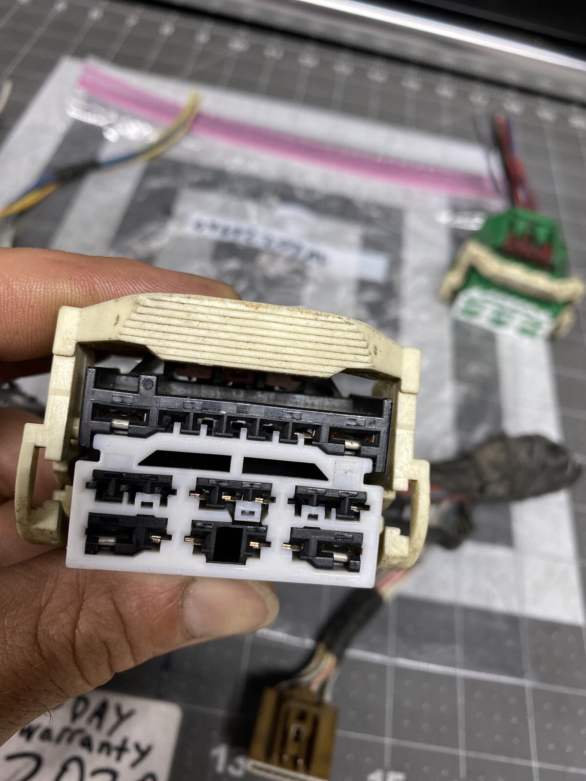 2007 2008 CALIBER PATRIOT FUSE RELAY BOX 04692207AE Wiring Harness ...