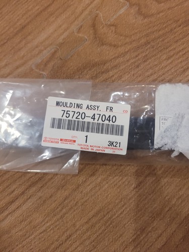 GENUINE TOYOTA OEM 16-22 PRIUS & PRIME FRONT RIGHT DOOR BELT MOLDING ...