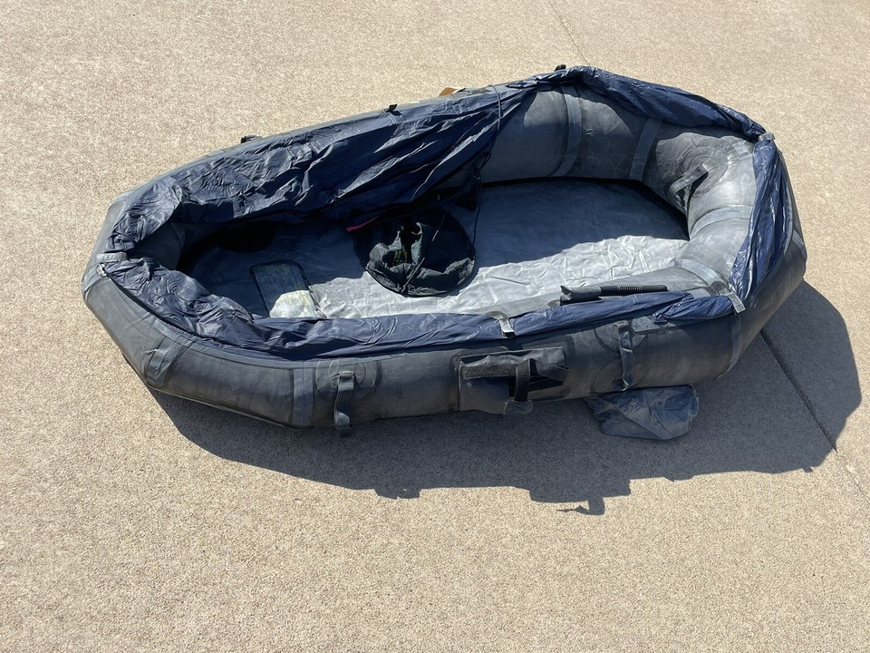 US Navy Army Marine Corps Pilot Air Crew One Person LR-1 Survival Life ...