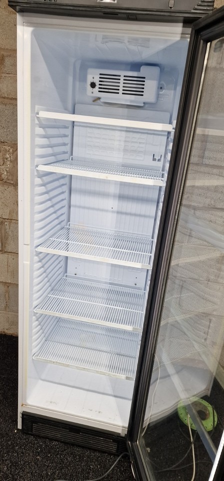 INTERLEVIN COMMERCIAL UPRIGHT DRINKS/FOODS DISPLAY CHILLER FULLY ...