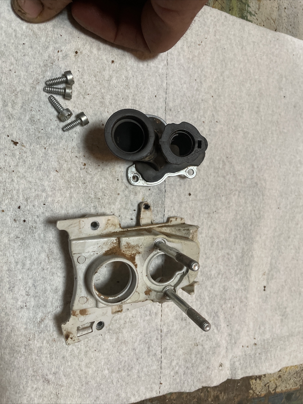 STIHL OEM 211C MS171 MS181 CHAINSAW INTAKE/CARB MOUNT 1139 122 2102 ...