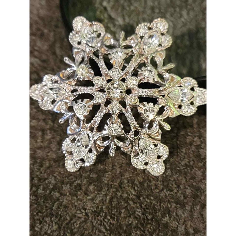 Silvertone Sparkling Rhinestone Snowflake Pin | eBay