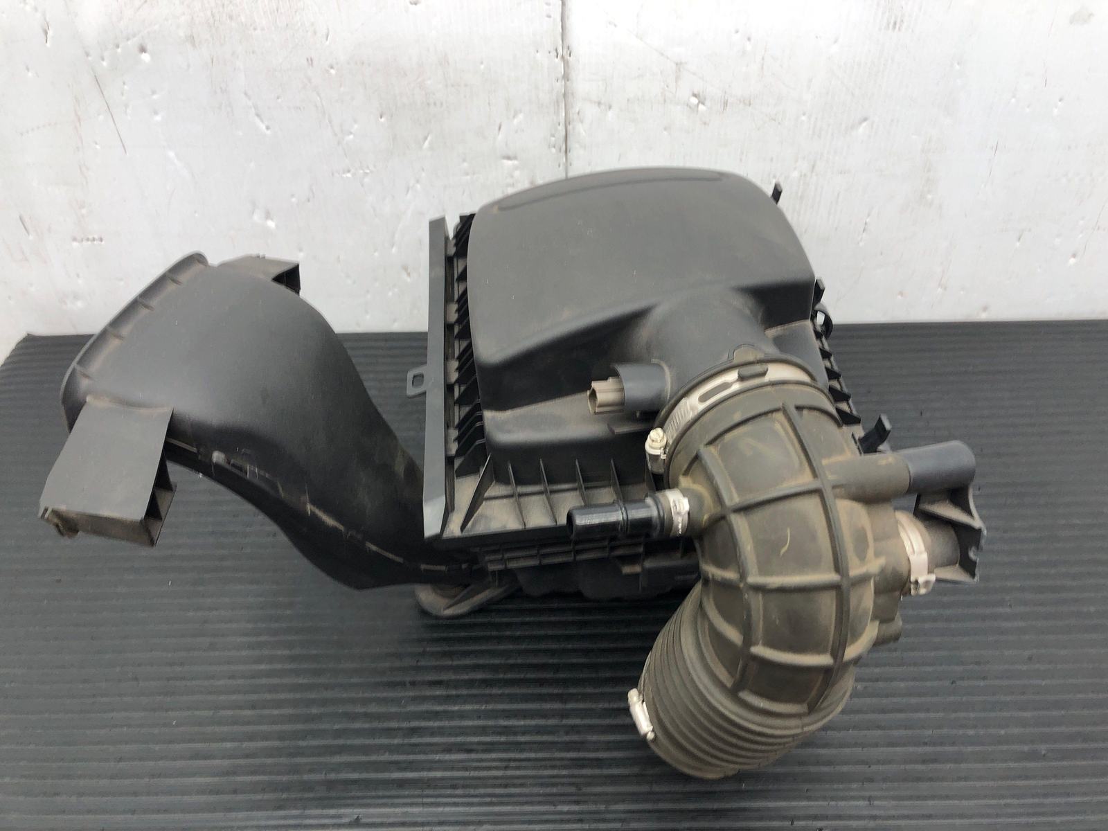 2019-2022 FORD RANGER OEM 2.3L AIR CLEANER AIR FILTER BOX HOUSING W ...