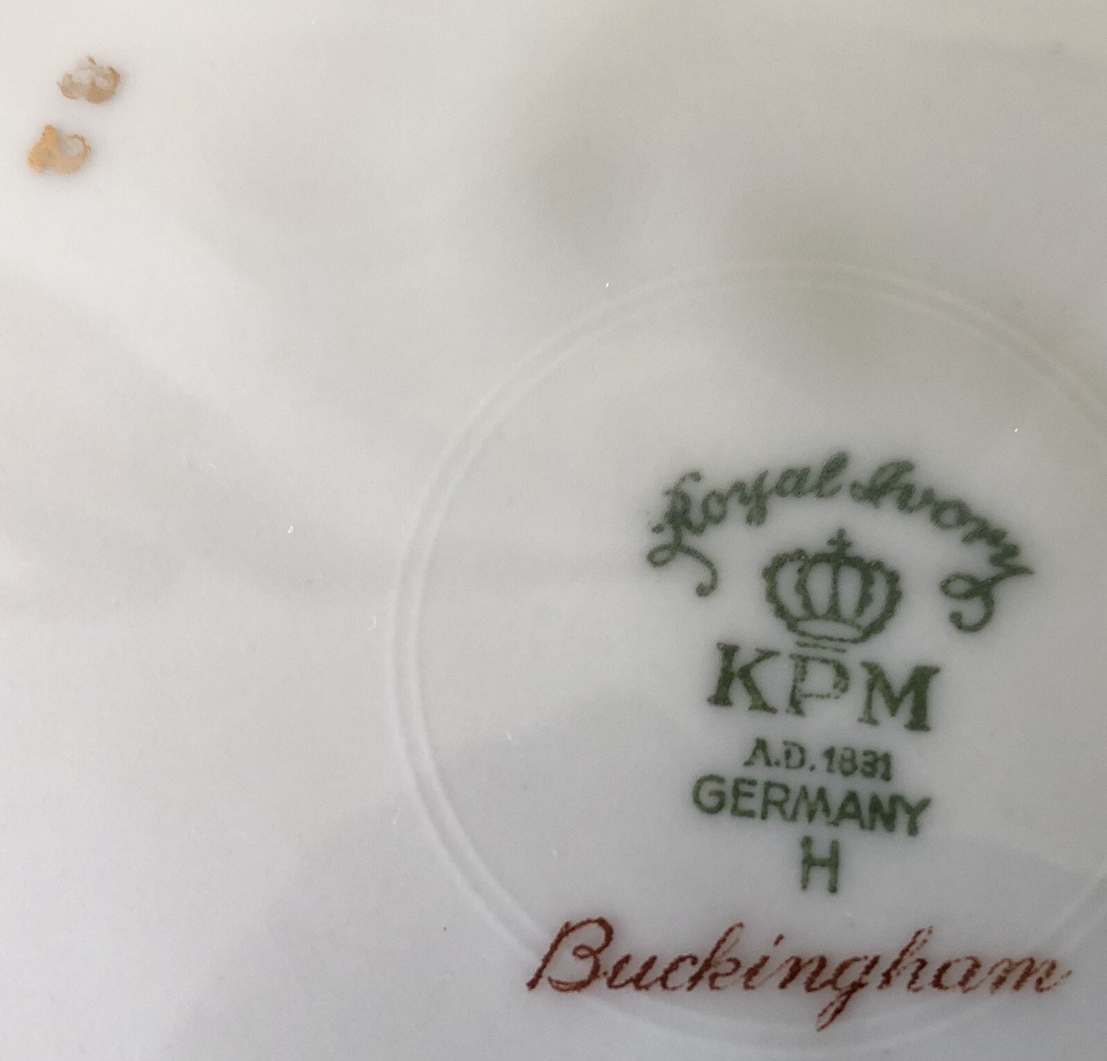 ANTIQUE BUCKINGHAM GOLD Encrusted Royal Ivory KPM Porcelain Germany ...