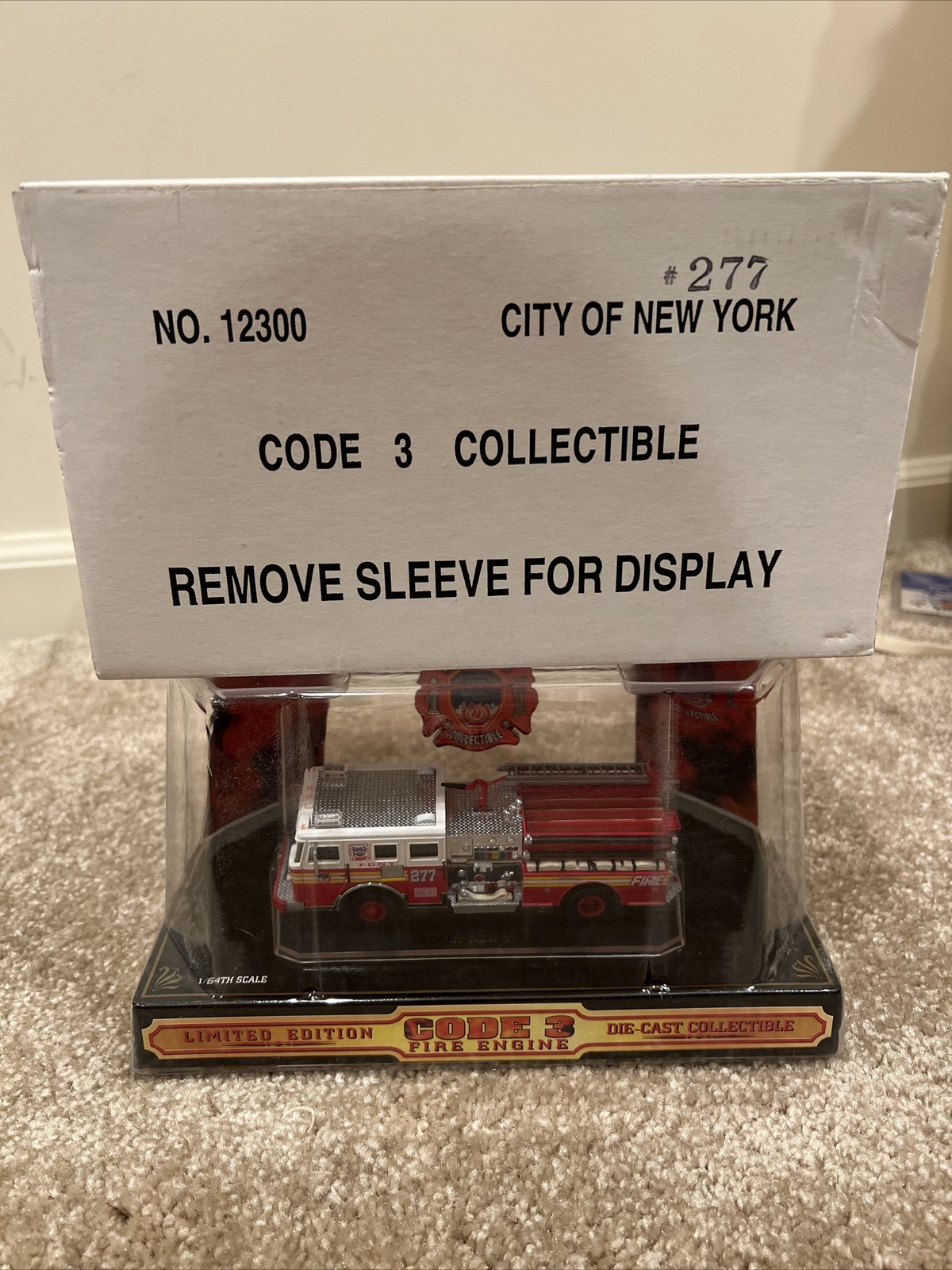 Code 3 Seagrave Pumper - FDNY Series #2 12300 Engine # 277 1/64 Factory ...